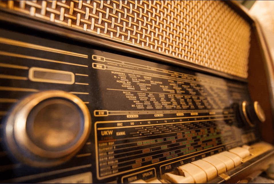 Rádio completa 100 anos no Brasil; relembre primeira transmissão